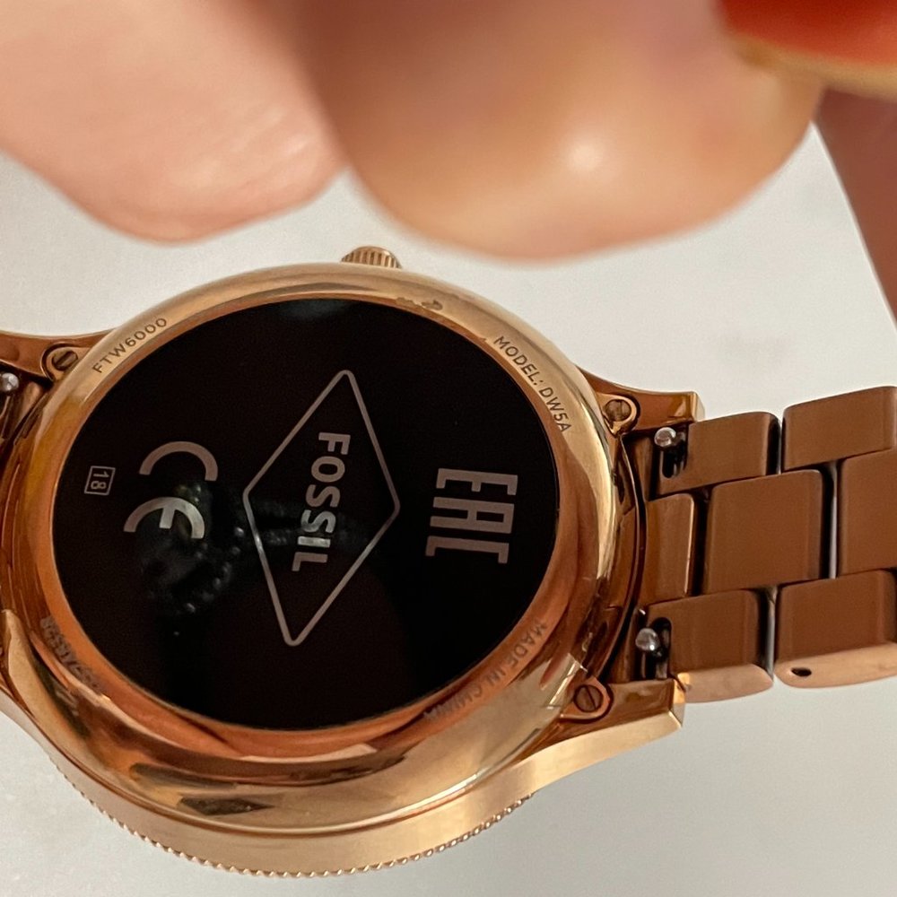 Gen 3 Fossil Smartwatch Venture Rose-Gold-Tone Stainl… - Gem